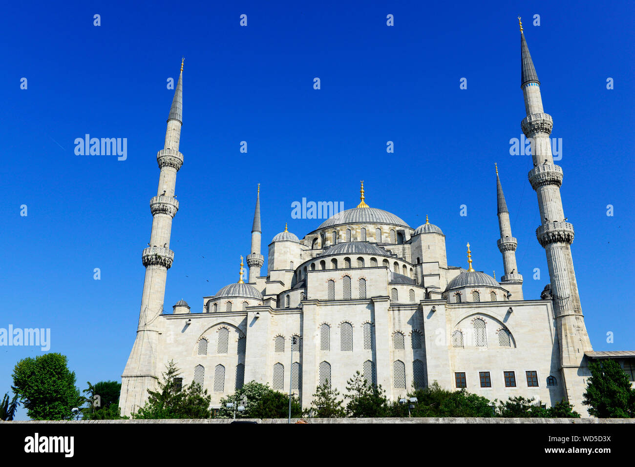 Blue mosque minarets hi-res stock photography and images - Alamy