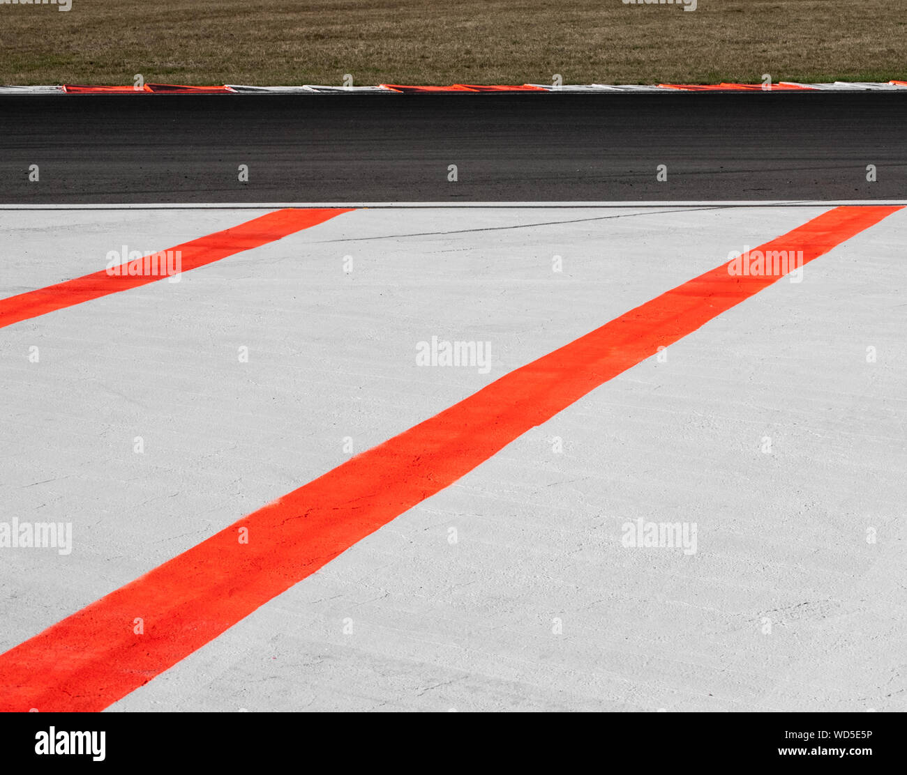 Red marking hi-res stock photography and images - Alamy