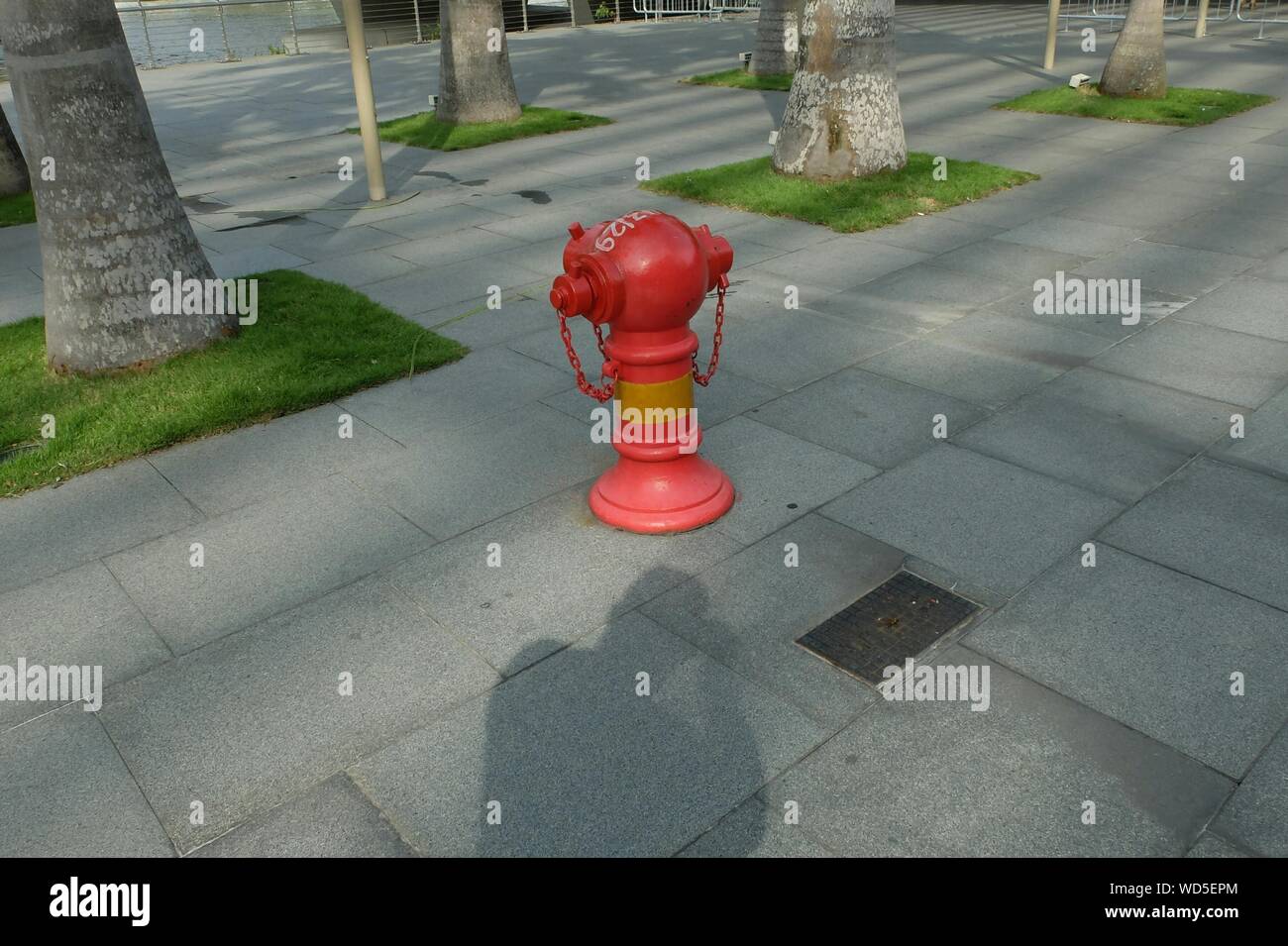 Fire hydrant street hi-res stock photography and images - Alamy