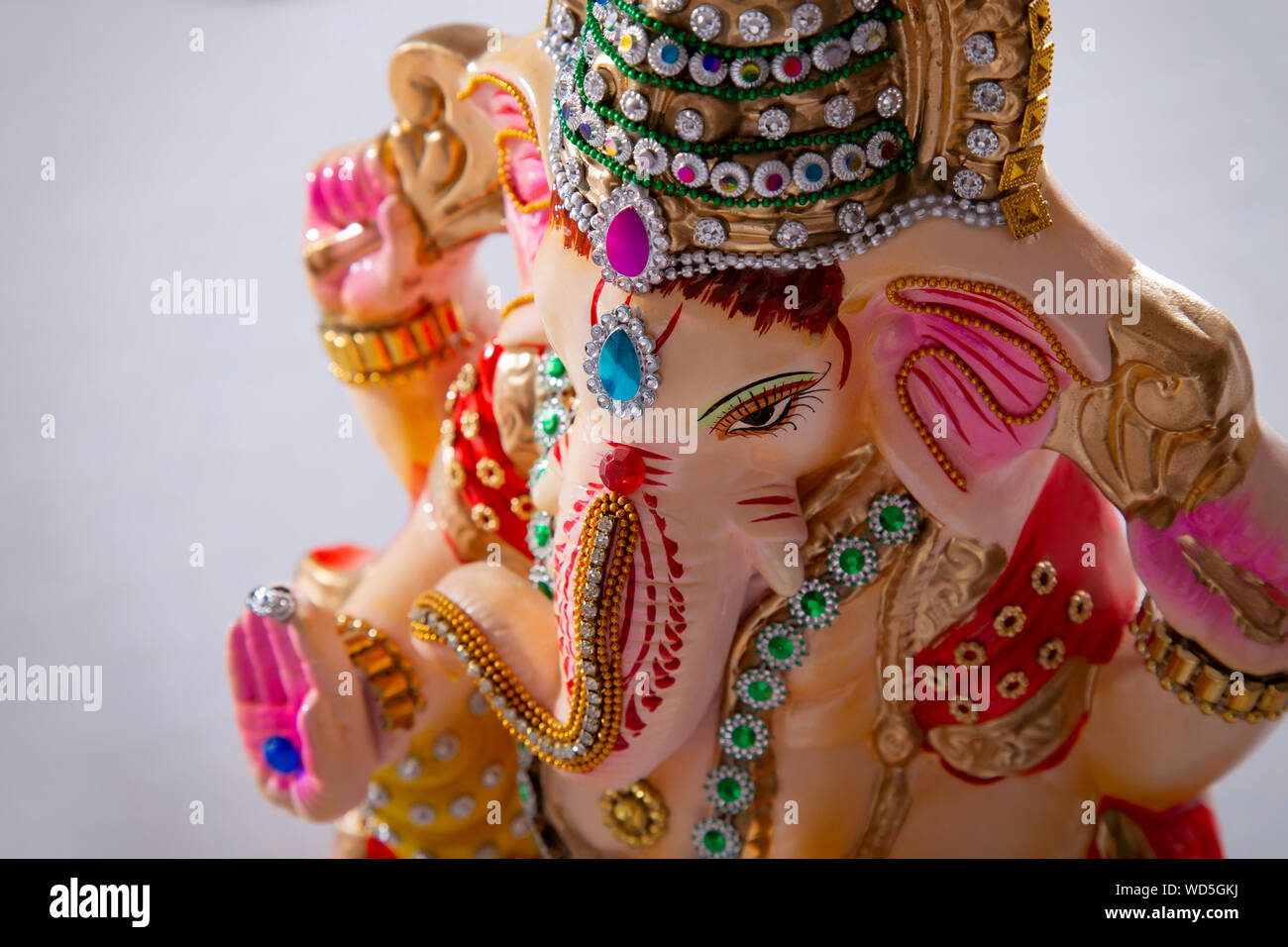 Ganesh top hi-res stock photography and images - Alamy