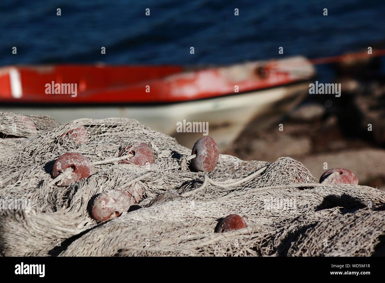 Net broken damaged hi-res stock photography and images - Alamy