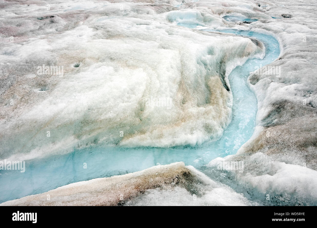Frozen_river hi-res stock photography and images - Alamy