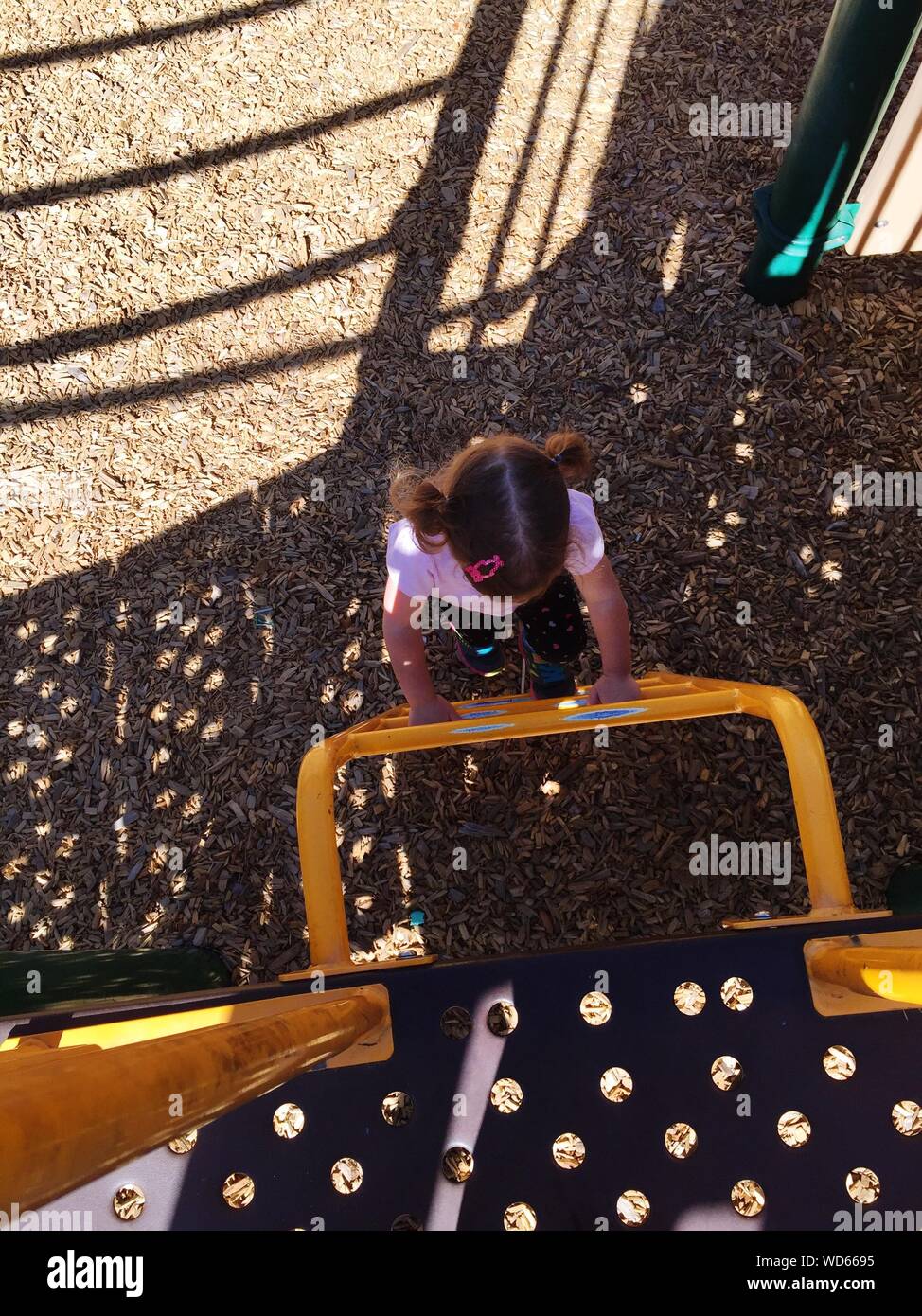 Child moving up hi-res stock photography and images - Alamy