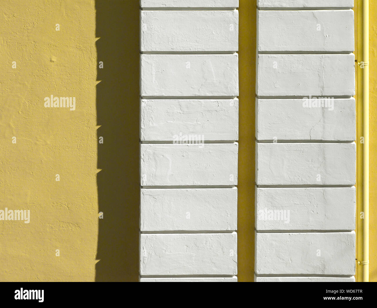 Wall column hi-res stock photography and images - Alamy