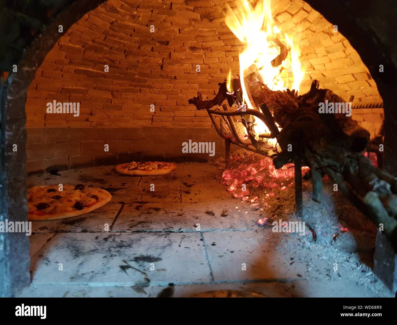 Pizza night hi-res stock photography and images - Alamy