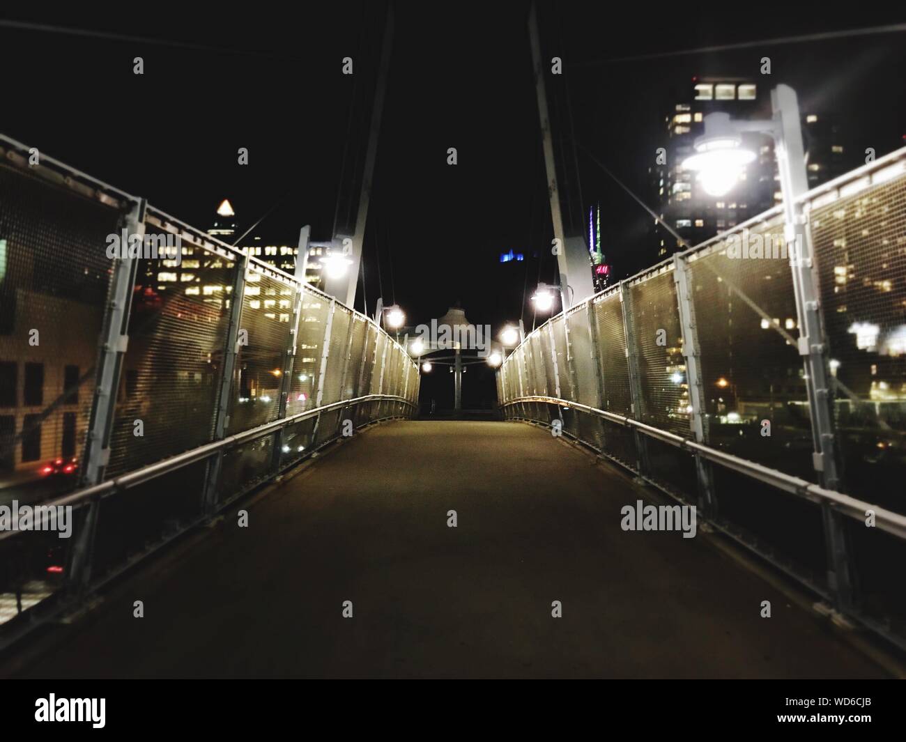 Footpath bridge at night hi-res stock photography and images - Alamy