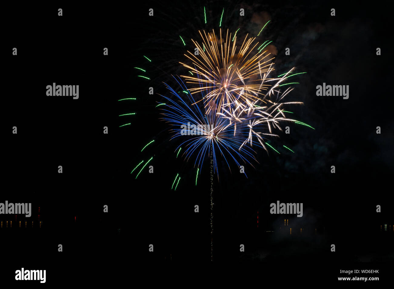 Crackers Firework Sky Night High Resolution Stock Photography and ...