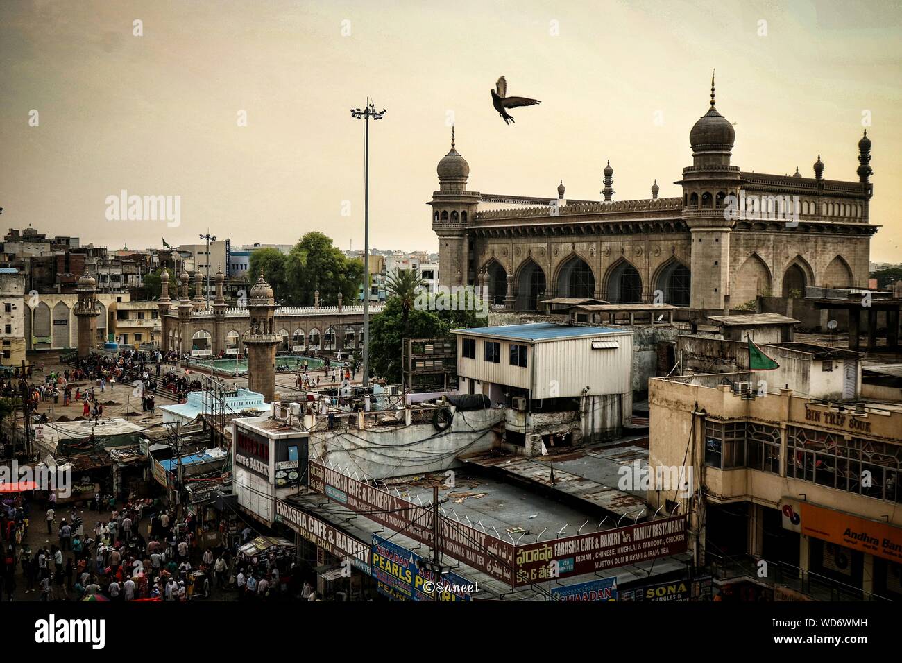 Mecca masjid, hyderabad hi-res stock photography and images - Alamy