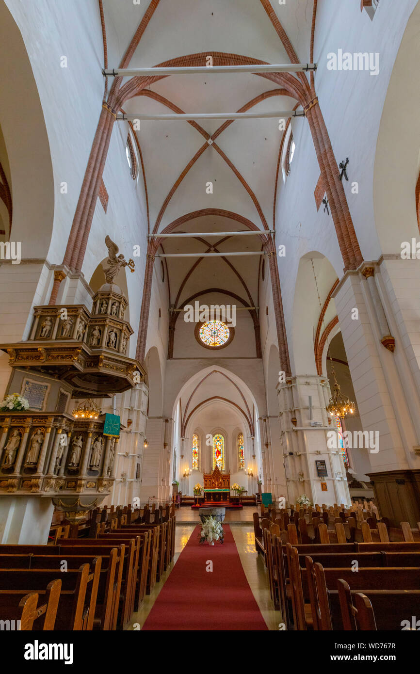 Dome cathedral riga hi-res stock photography and images - Alamy