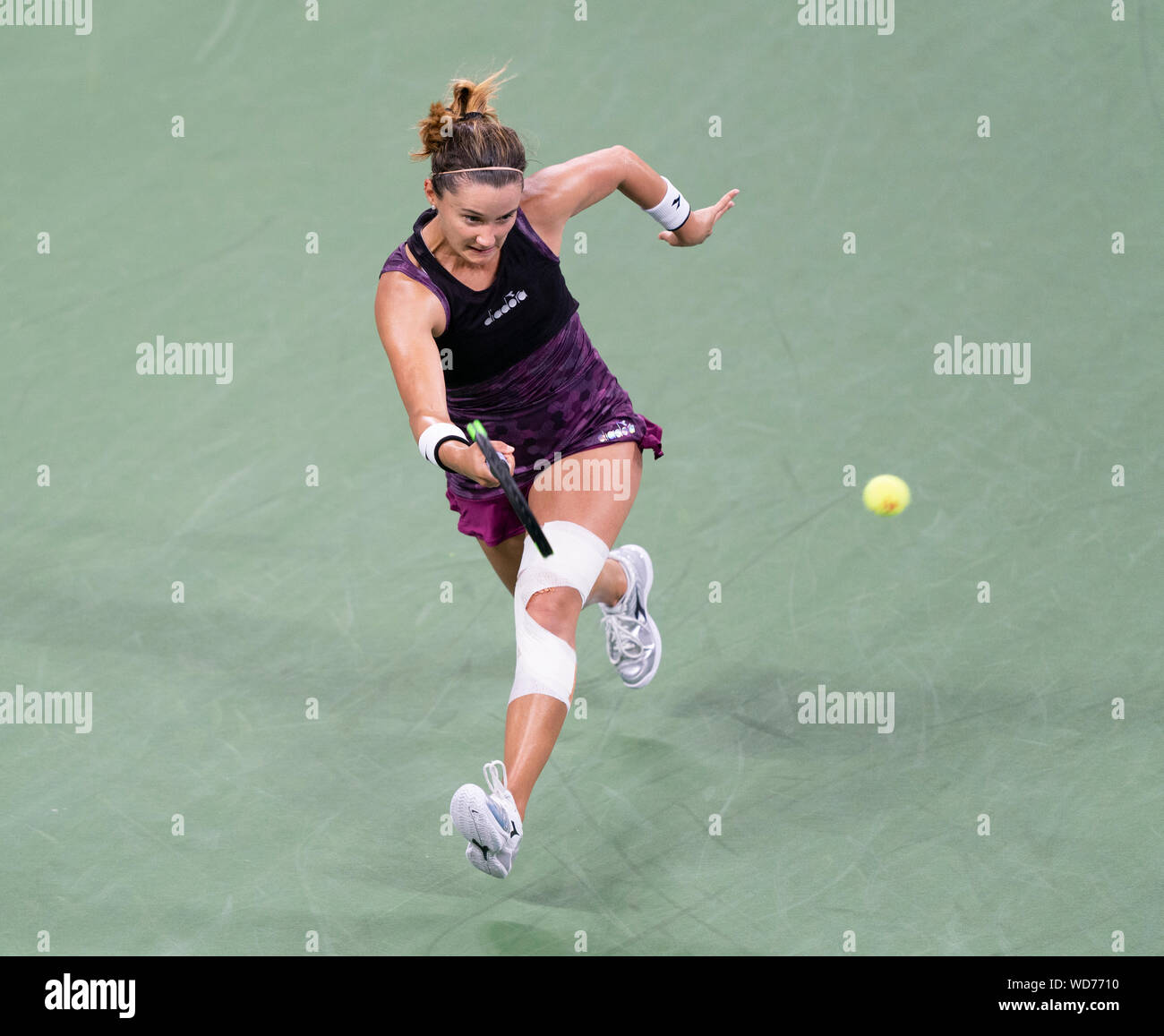 New York, NY - August 28, 2019: Lauren Davis (USA) in action during ...