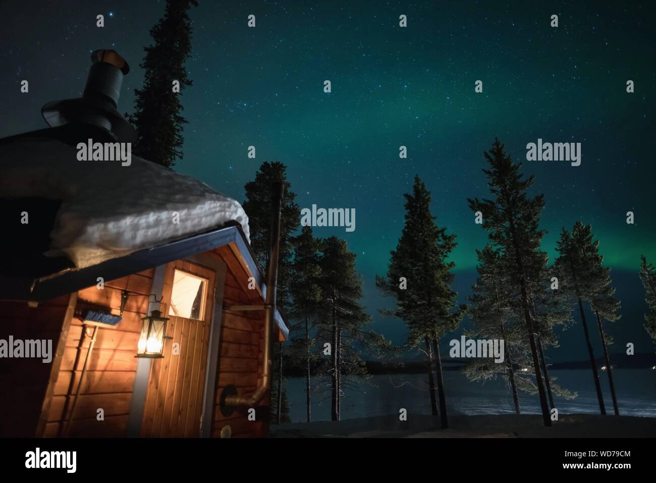 Cottage night sky hi-res stock photography and images - Alamy