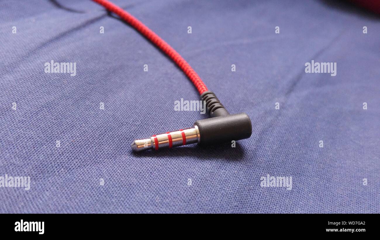 Interconnect plug hi-res stock photography and images - Alamy