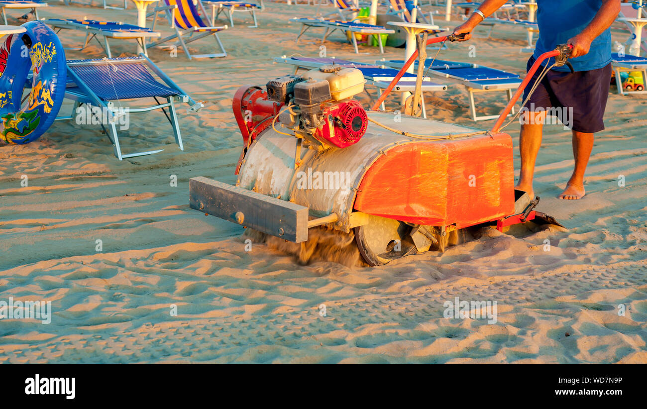 Cleaning sand hi-res stock photography and images - Alamy