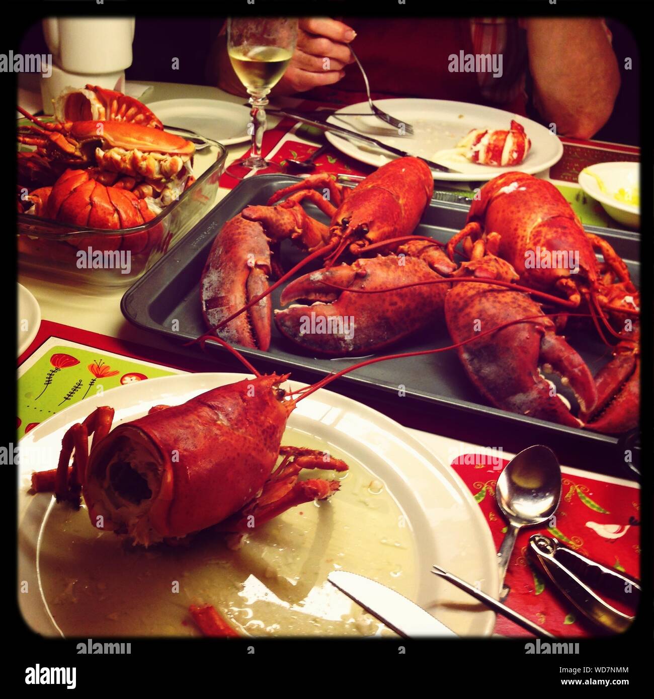 Man eating lobster hi-res stock photography and images - Alamy