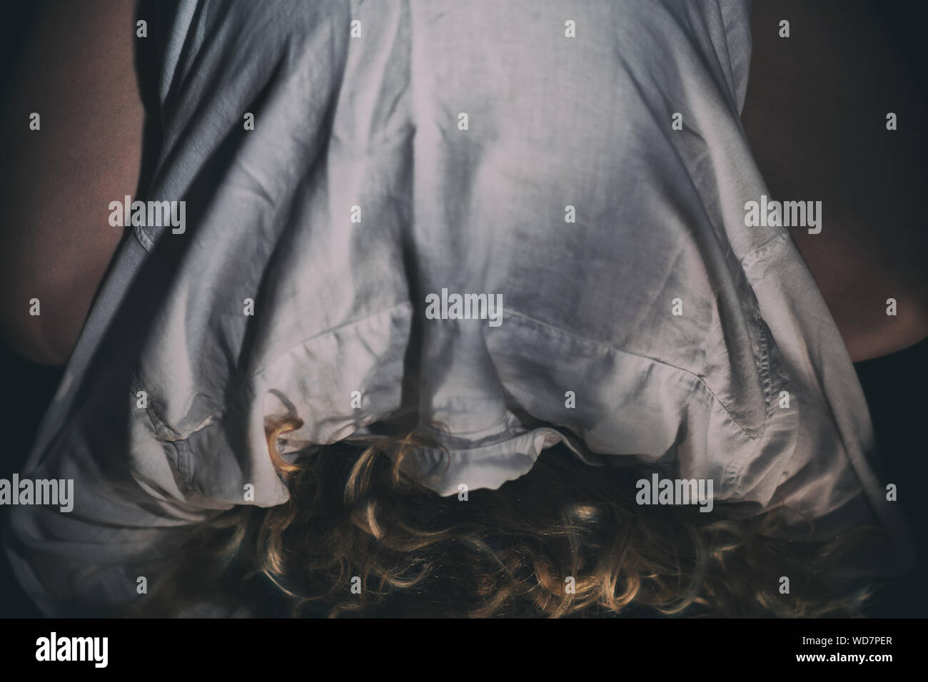 Bending the body hi-res stock photography and images - Alamy