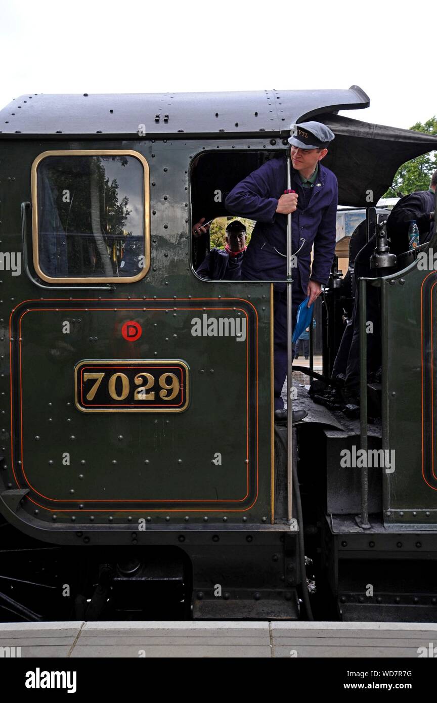 Clun castle steam engine hi-res stock photography and images - Alamy