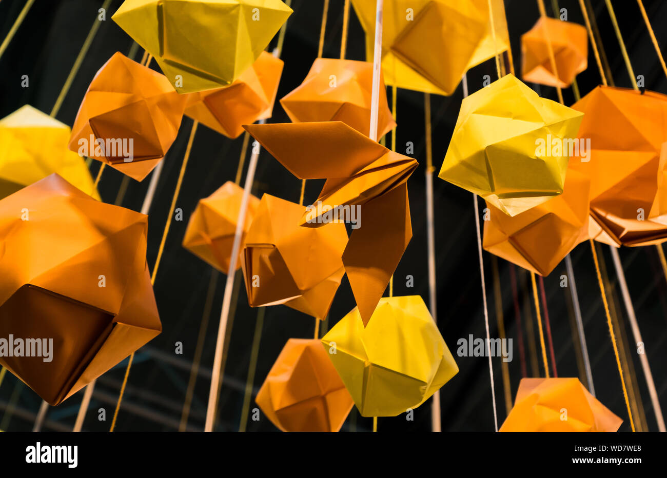 Origami yellow hi-res stock photography and images - Alamy
