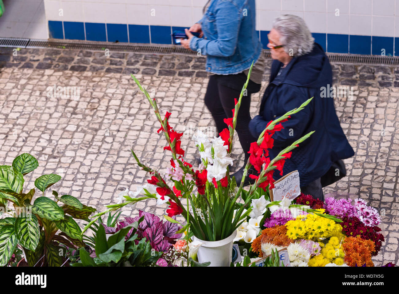 flower shop stand at the Livramento market in Setubal town, Portugal ...