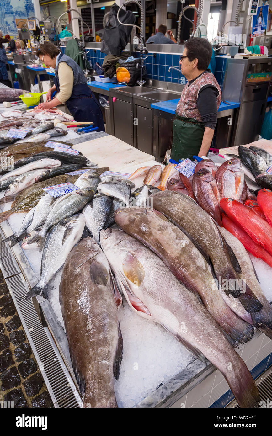 Livramento food market in Setubal town, Portugal Stock Photo - Alamy