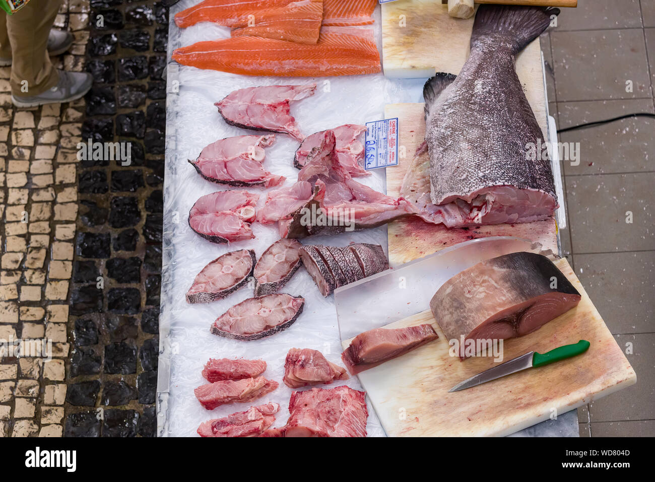 Corvina fish hi-res stock photography and images - Alamy