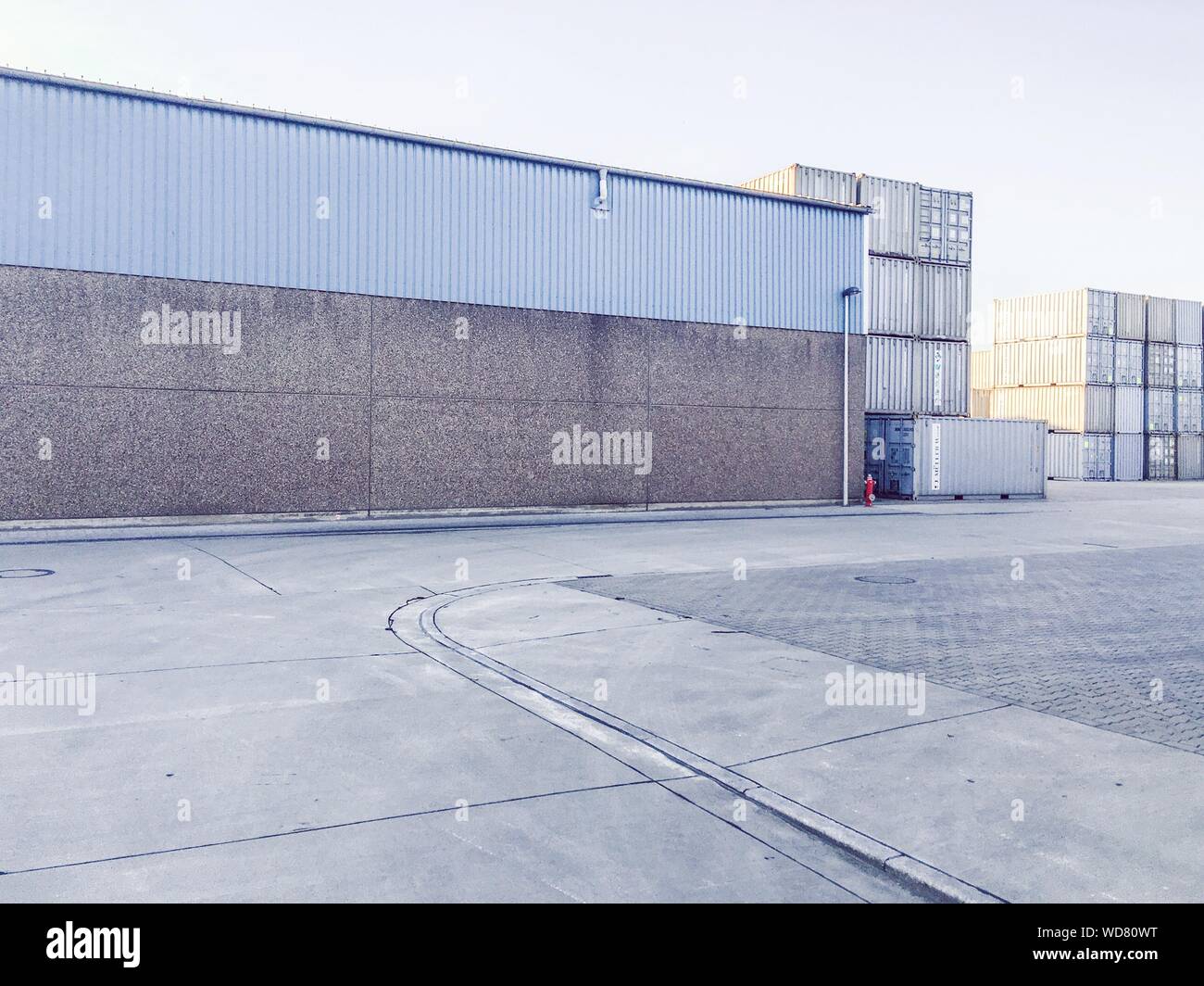 Clear containers for storage hi-res stock photography and images - Alamy