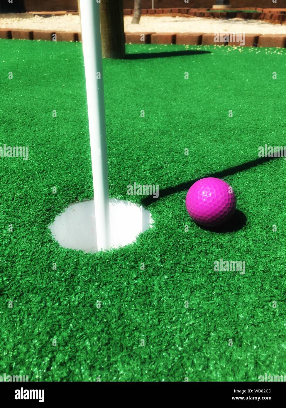 Golf ball hole hi-res stock photography and images - Alamy