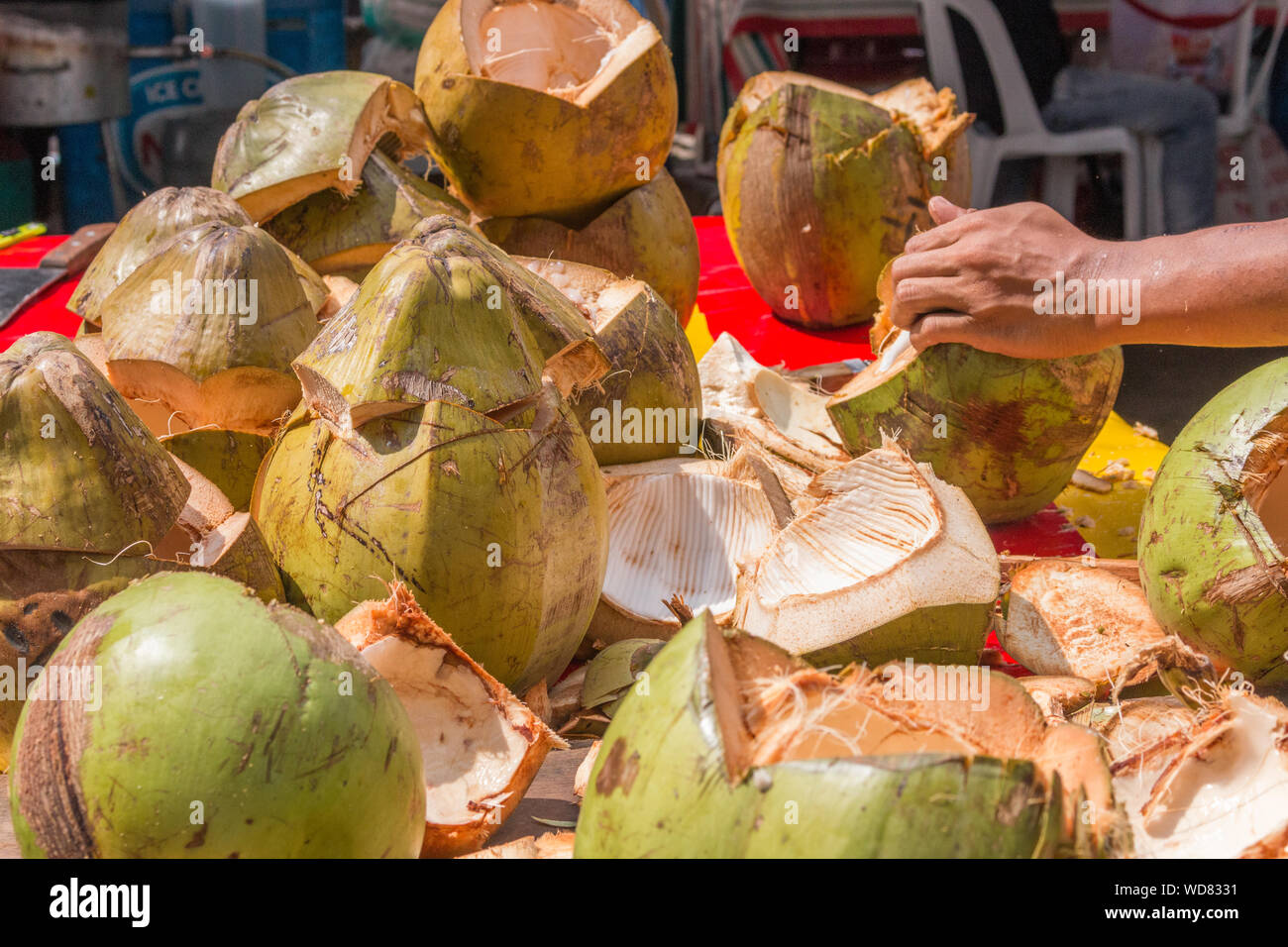 Selling Coconut High Resolution Stock Photography and Images - Alamy