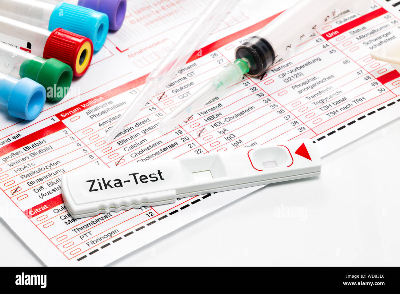 Medical paper hi-res stock photography and images - Alamy