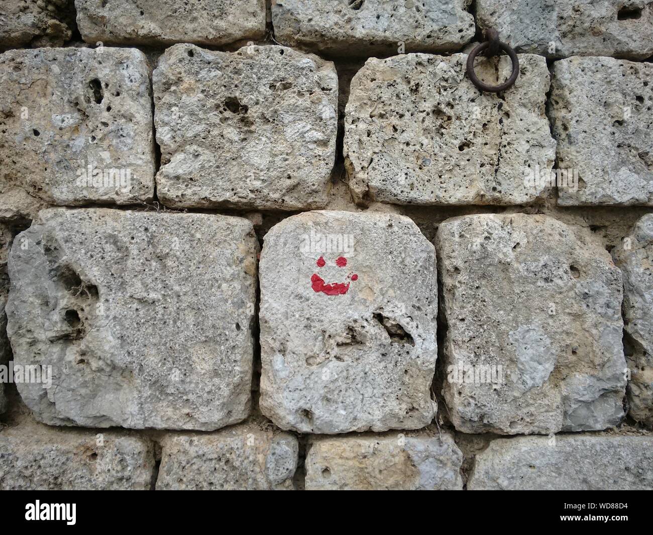 Stone face on wall hi-res stock photography and images - Alamy