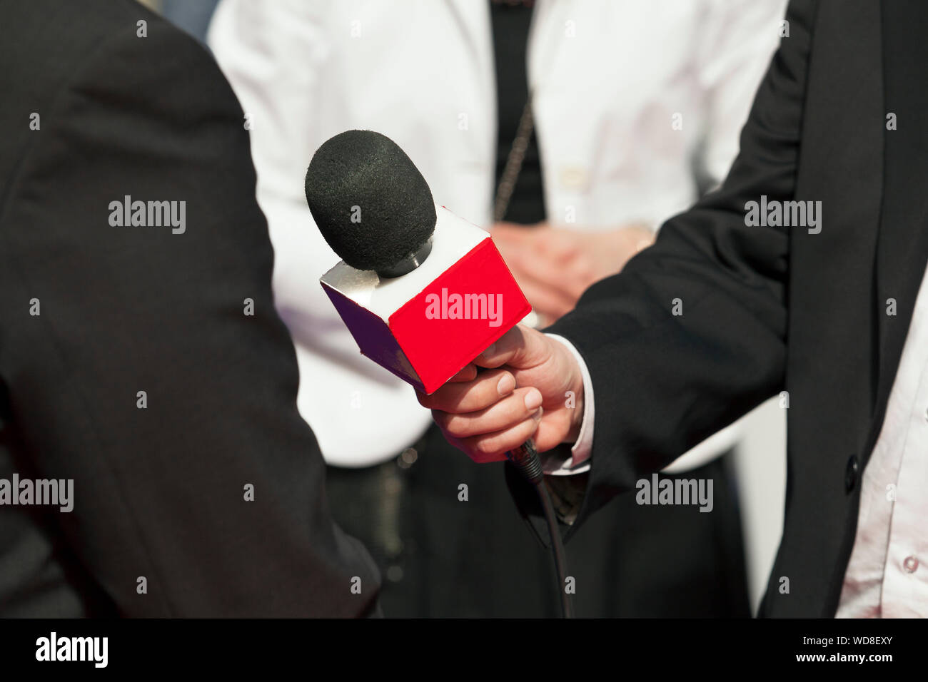 Focus interview hi-res stock photography and images - Alamy