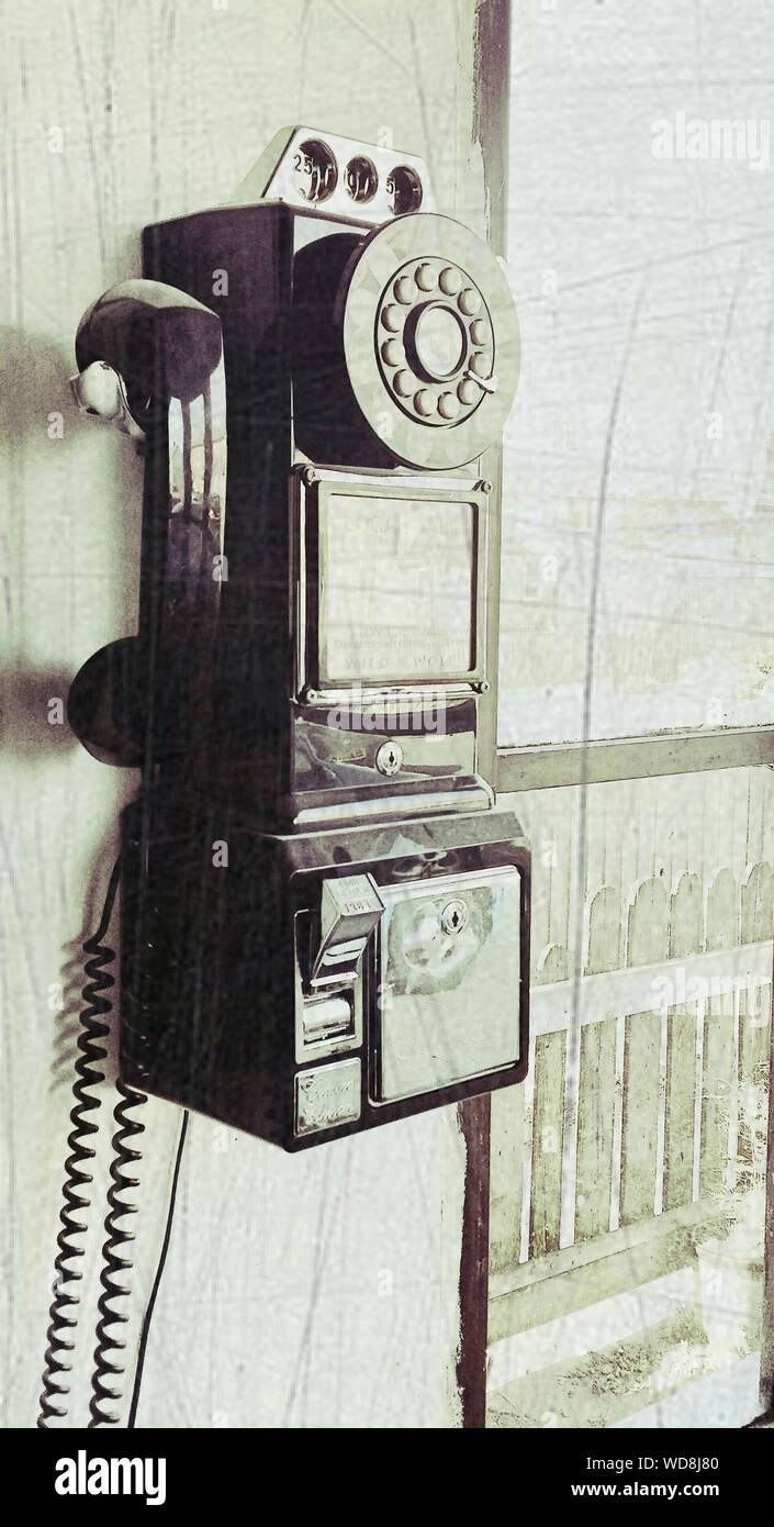 Pay equipment hi-res stock photography and images - Alamy