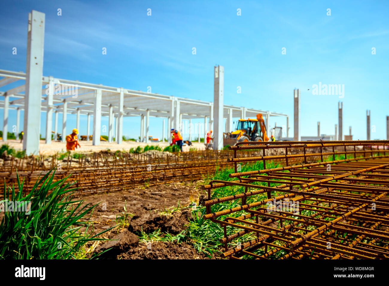 Basic metal profile made of bended and tied reinforcing rod in a ...