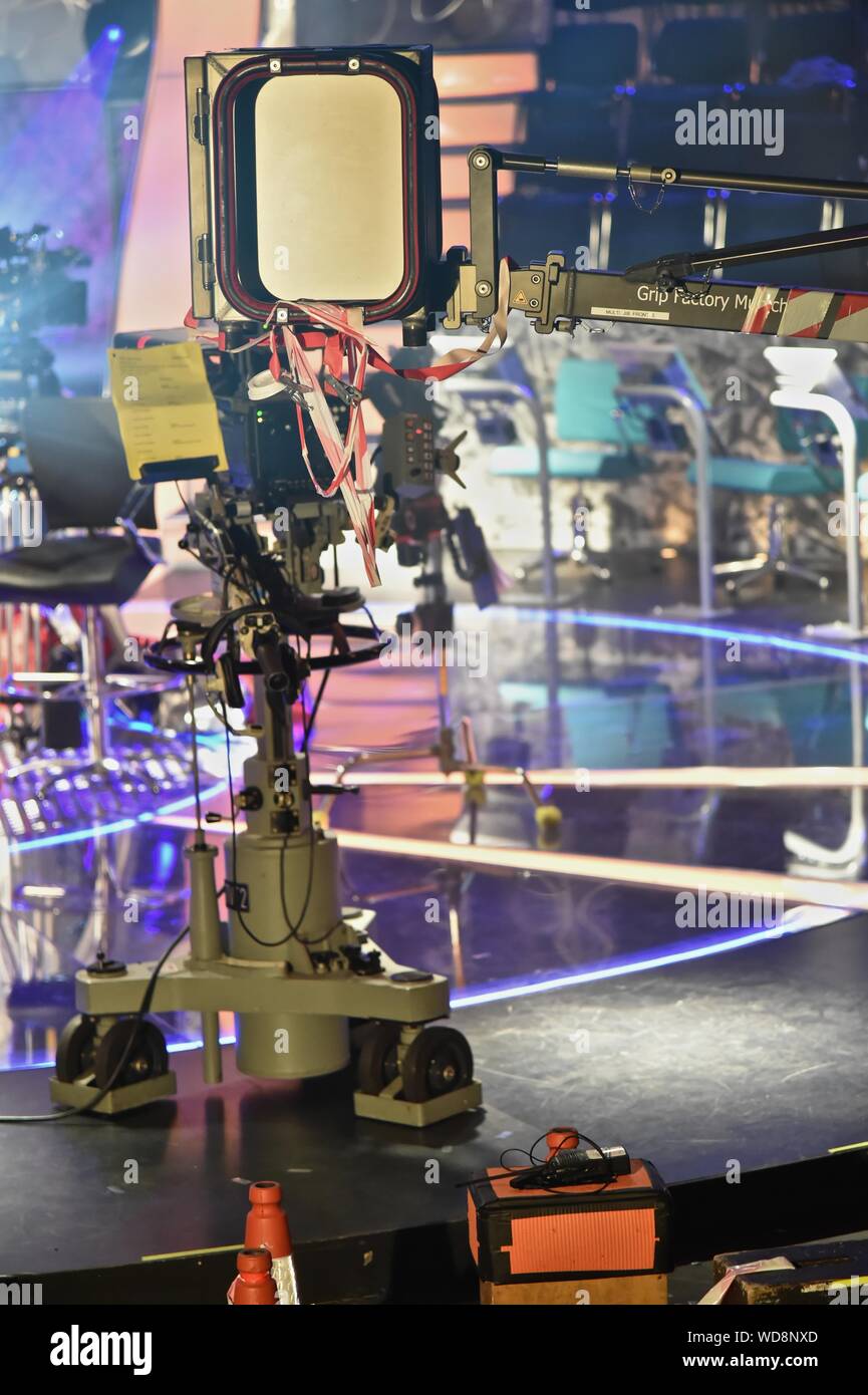 Behind the scenes in Television production Stock Photo - Alamy