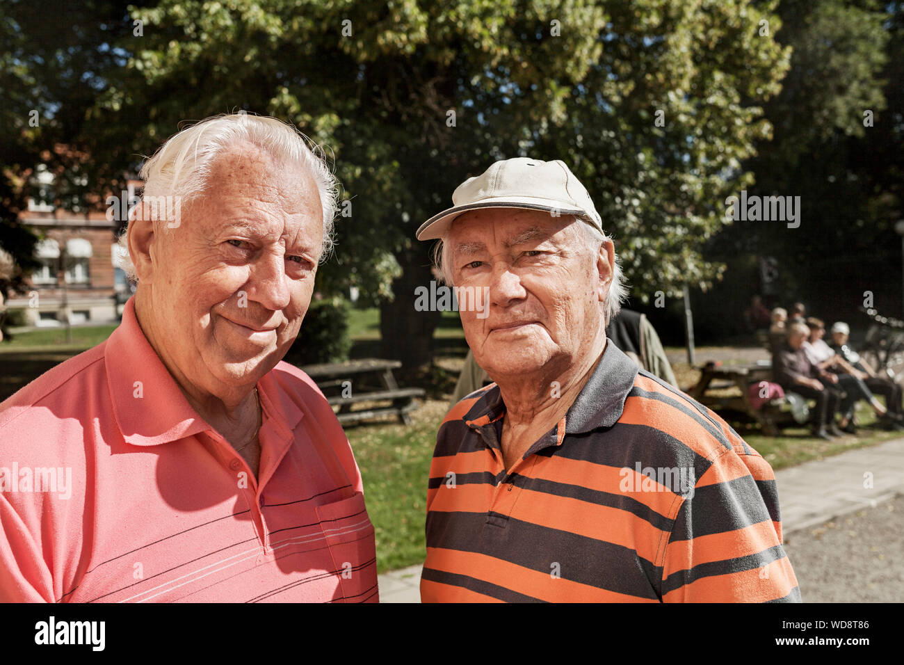 Senior men hi-res stock photography and images - Alamy