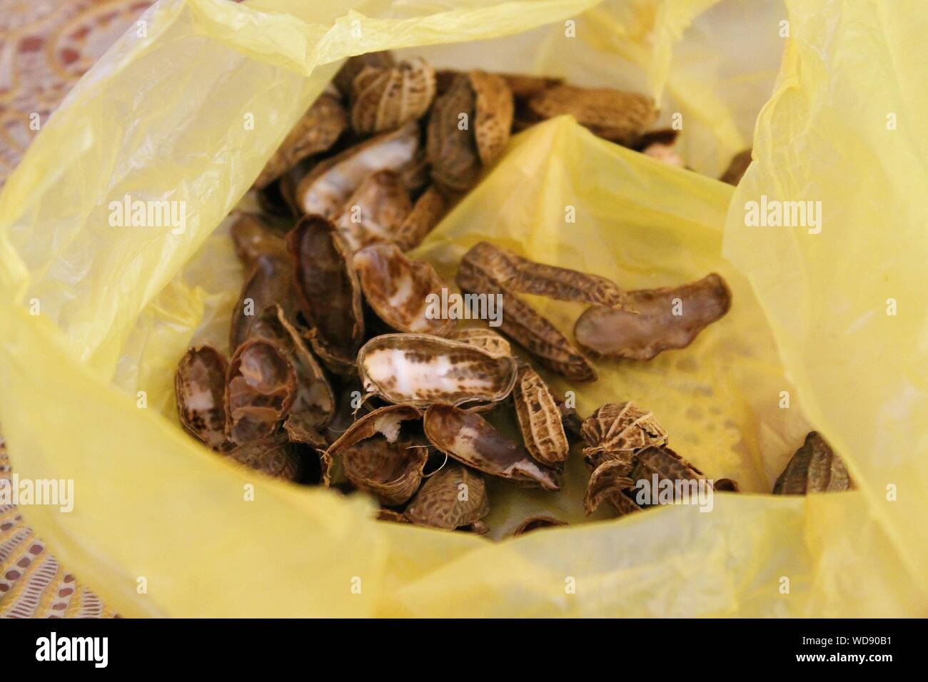 Plastic Peanuts High Resolution Stock Photography and Images - Alamy