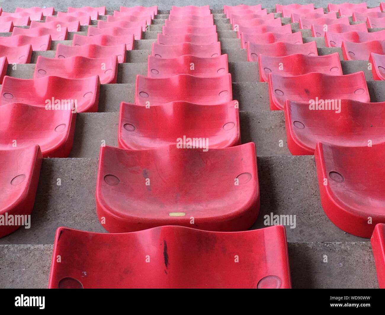 Arranged seats hi-res stock photography and images - Alamy