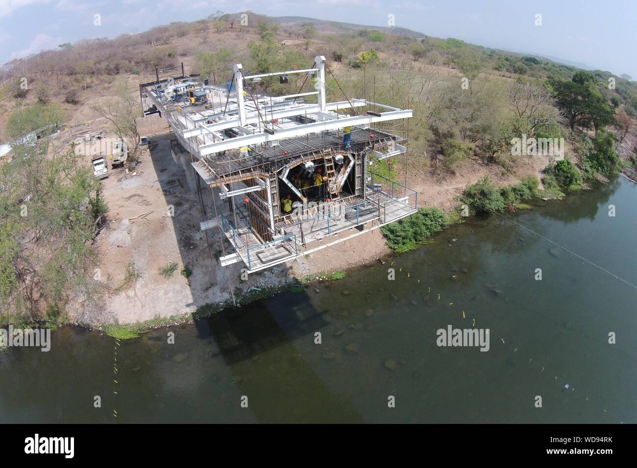 Bridge construction process hi-res stock photography and images - Alamy