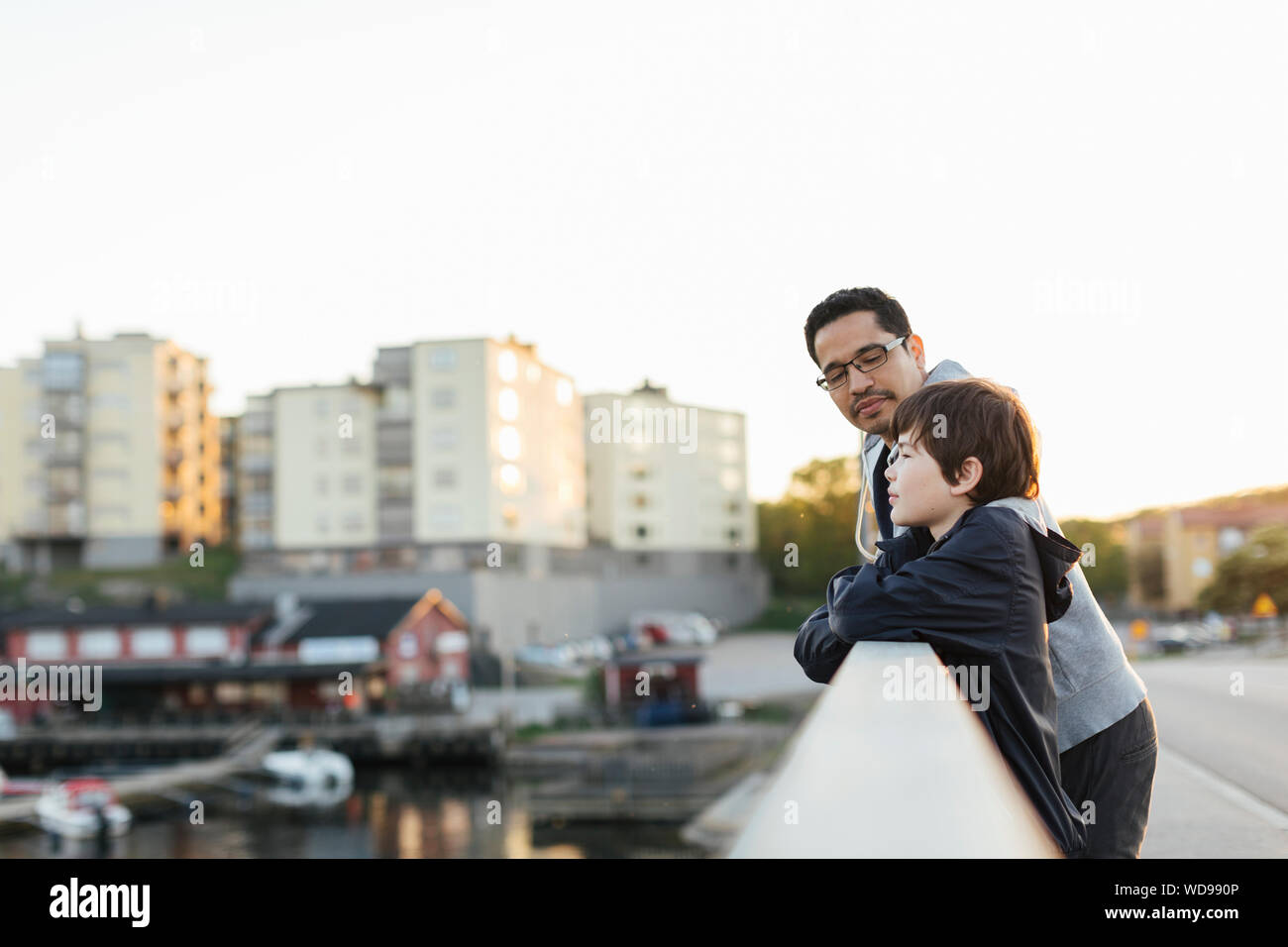 Leaning railing hi-res stock photography and images - Alamy