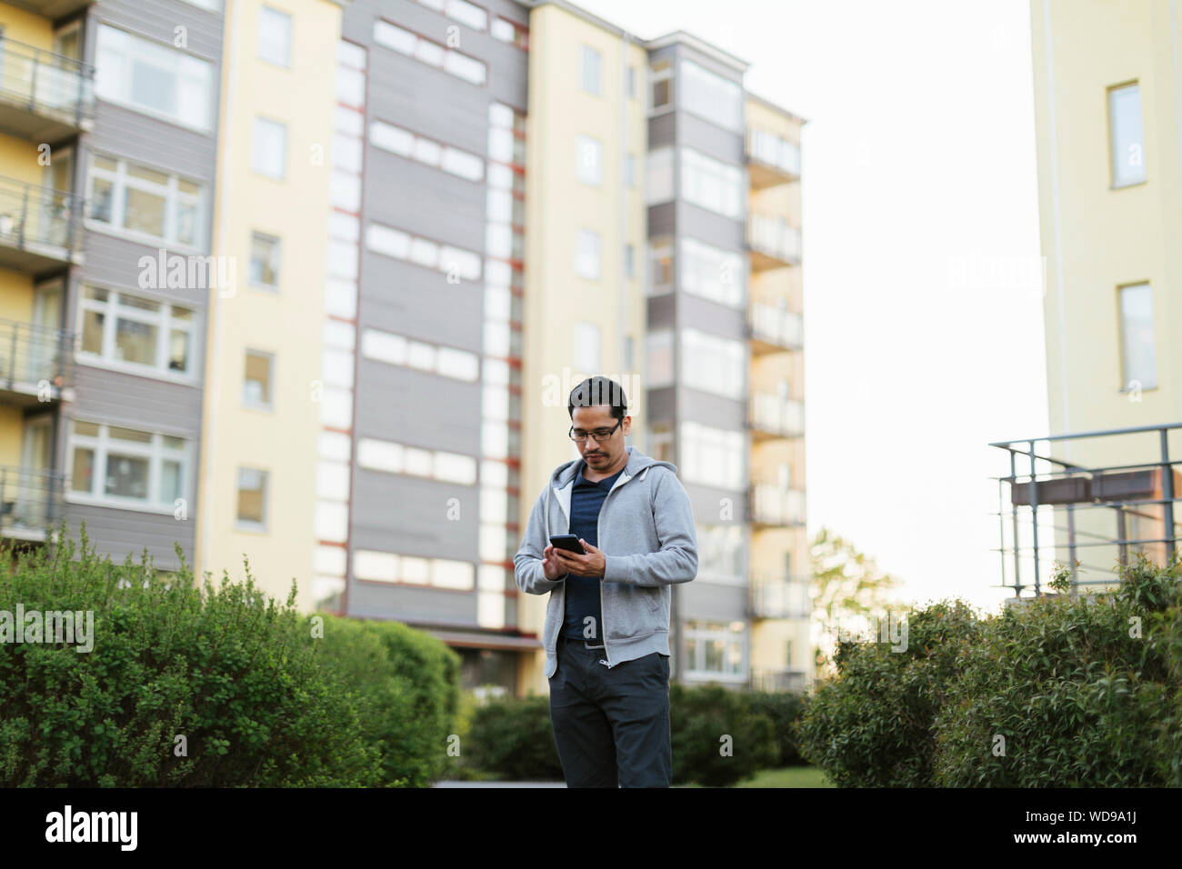 Smart building hi-res stock photography and images - Alamy