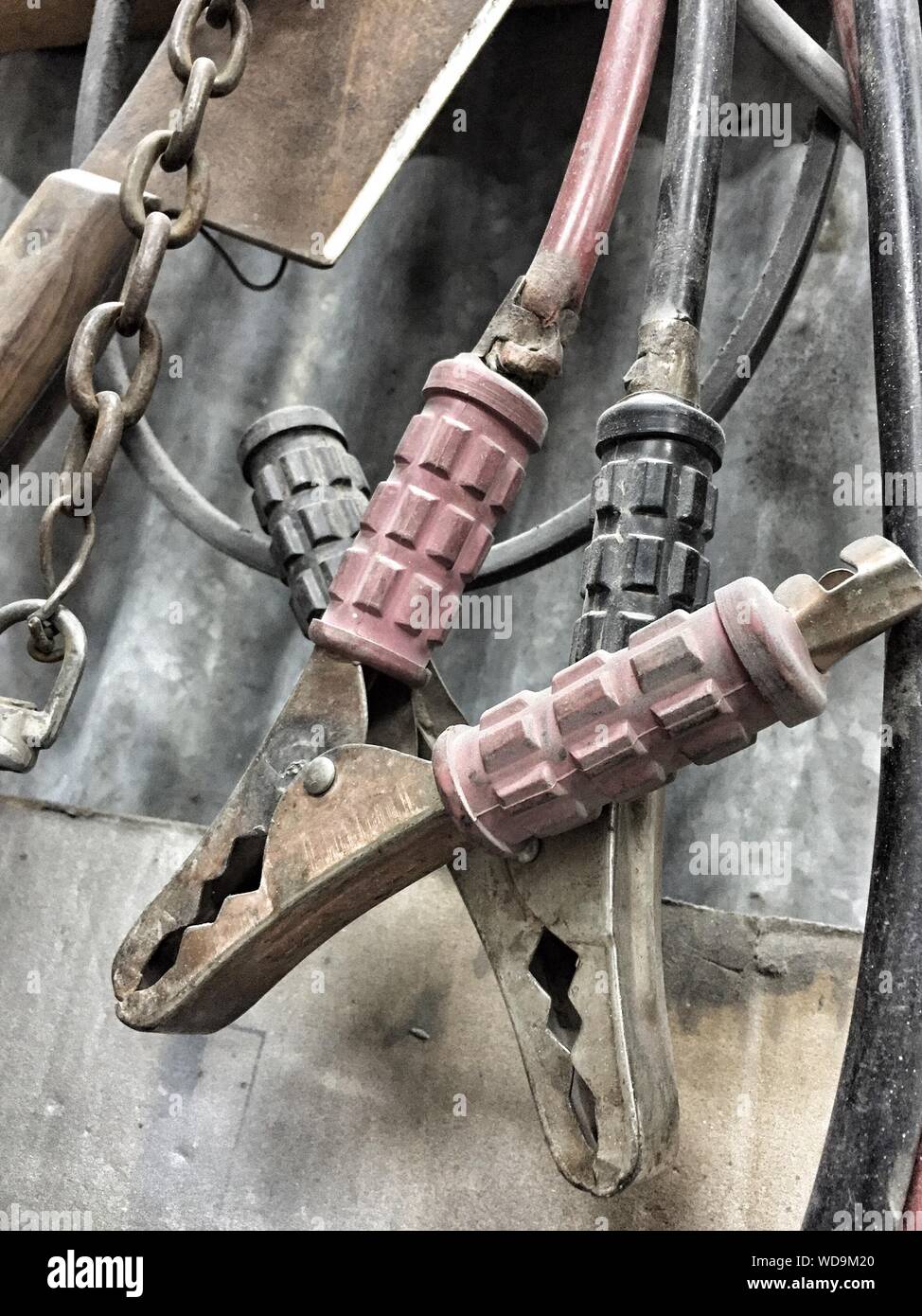 Jumper cable hi-res stock photography and images - Alamy