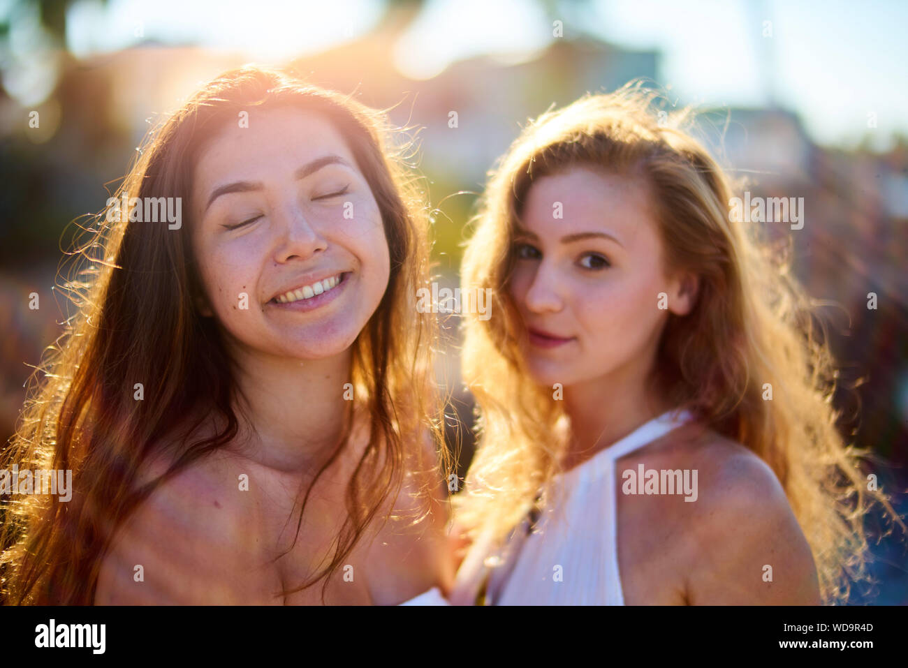 Beauty young women hi-res stock photography and images - Alamy