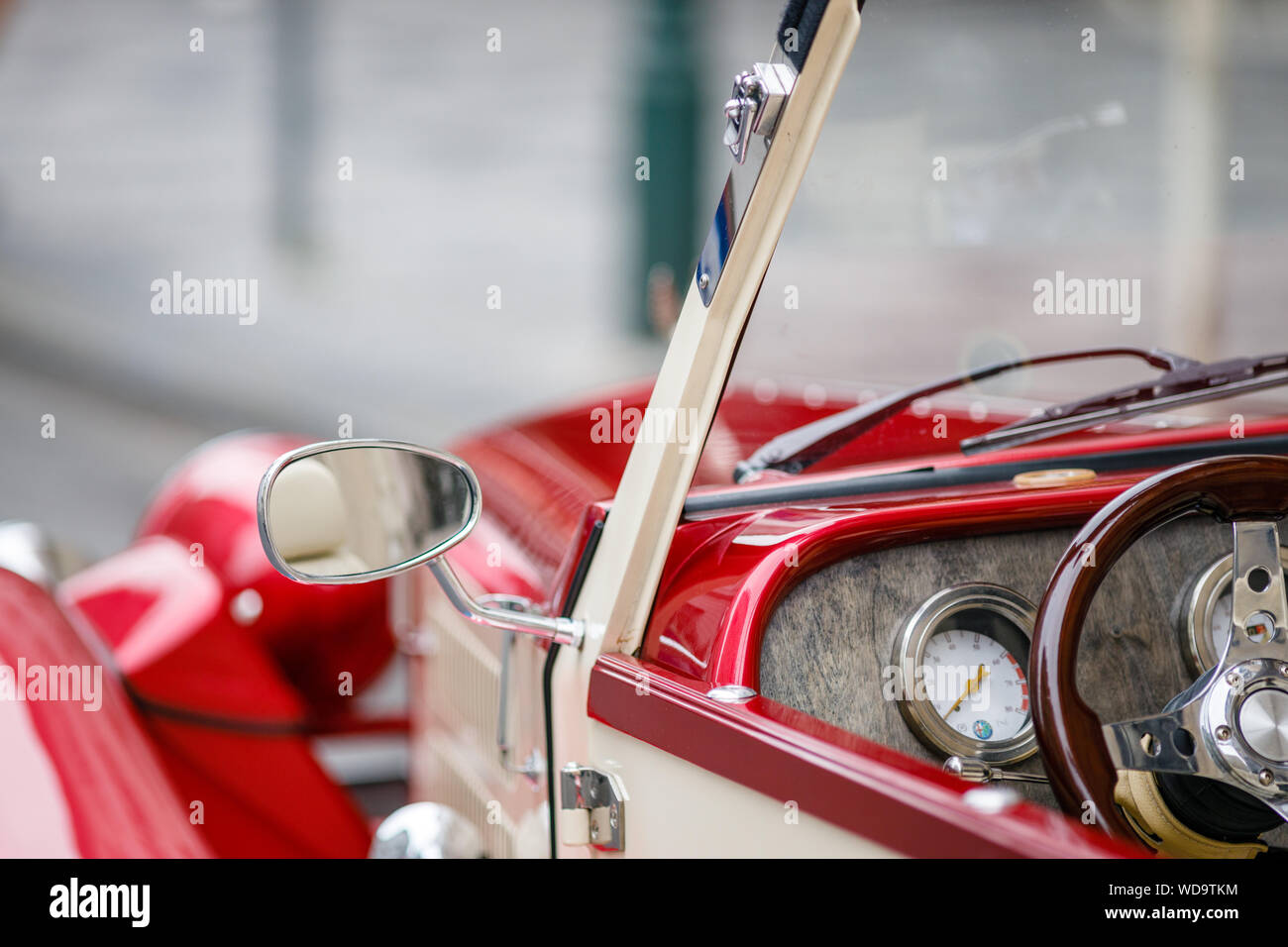 Retro car, retro torpedo car, vintage steering wheel, speedometer Stock ...