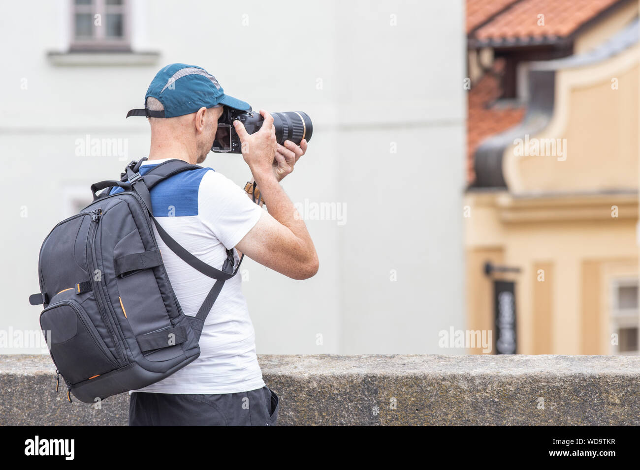 Street photographer journalist backpack Stock Photo - Alamy