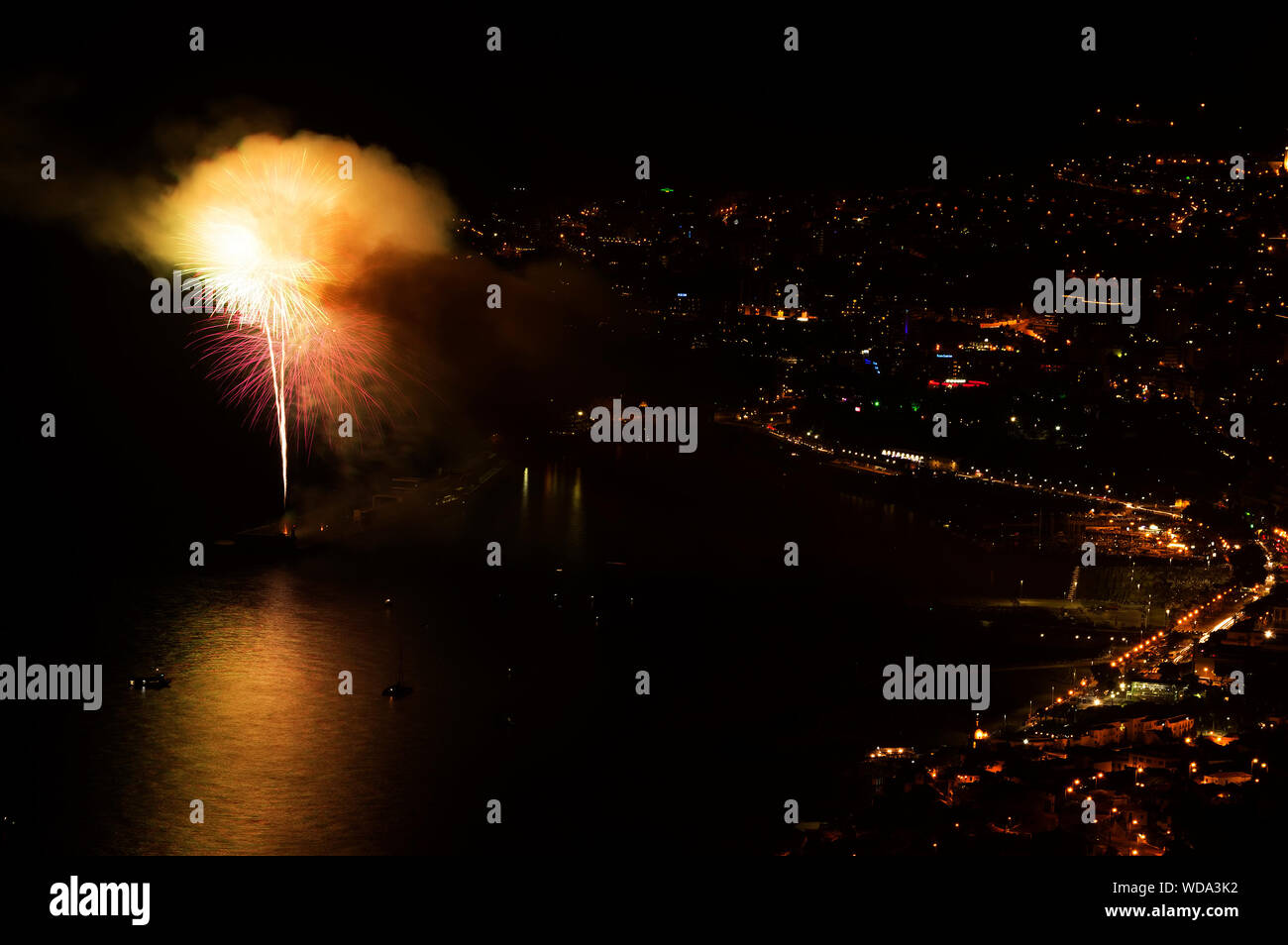 Community firework display hi-res stock photography and images - Alamy