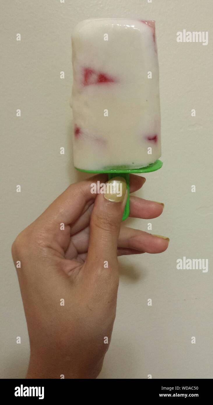 Popsicle woman one person hi-res stock photography and images - Alamy