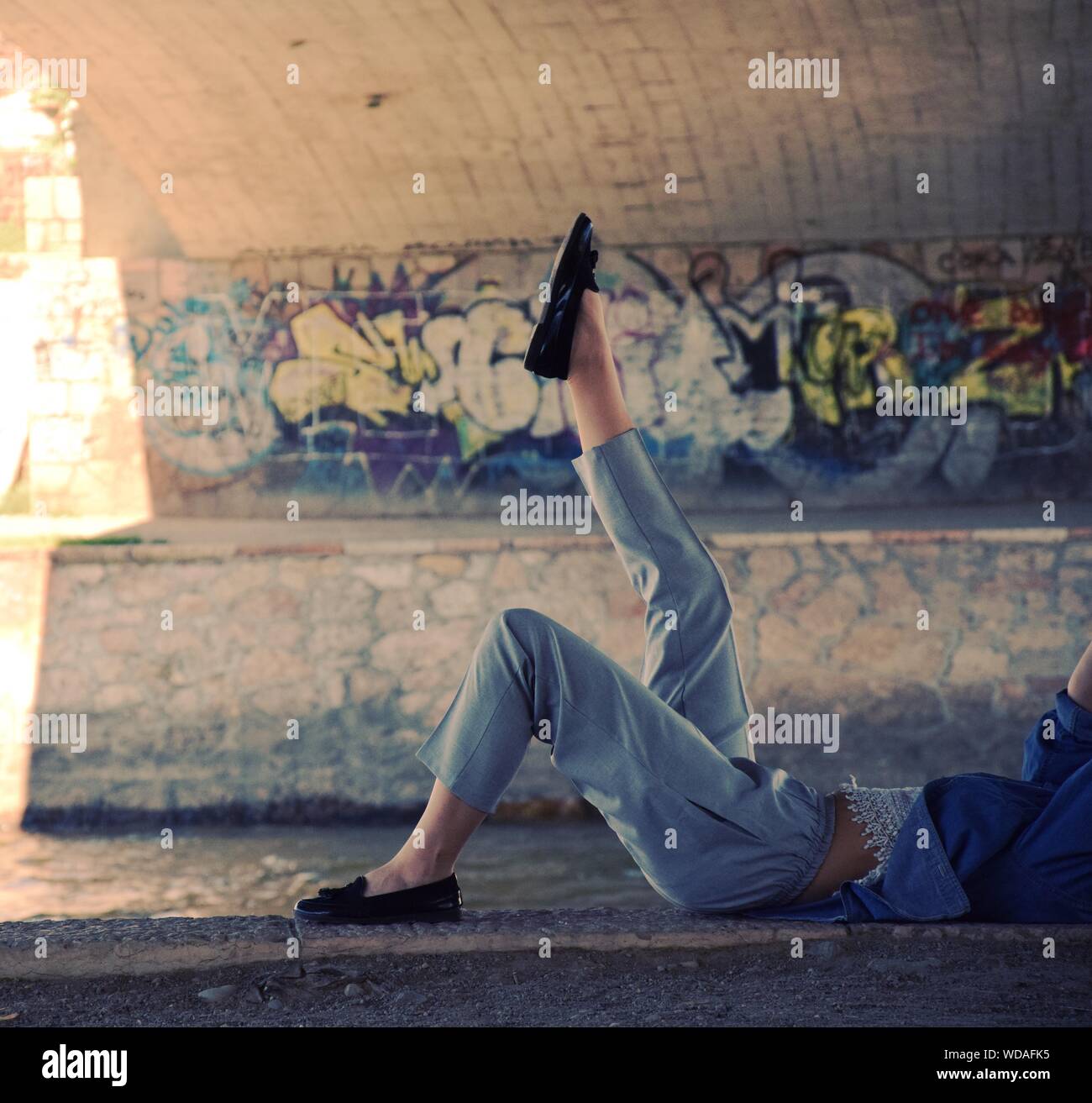 Back leg up hi-res stock photography and images - Alamy