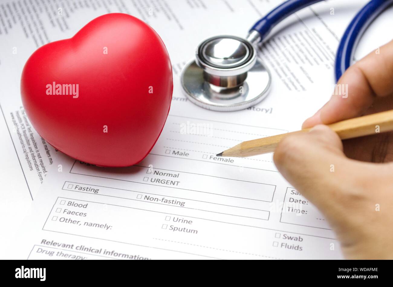 Hand heart hi-res stock photography and images - Alamy