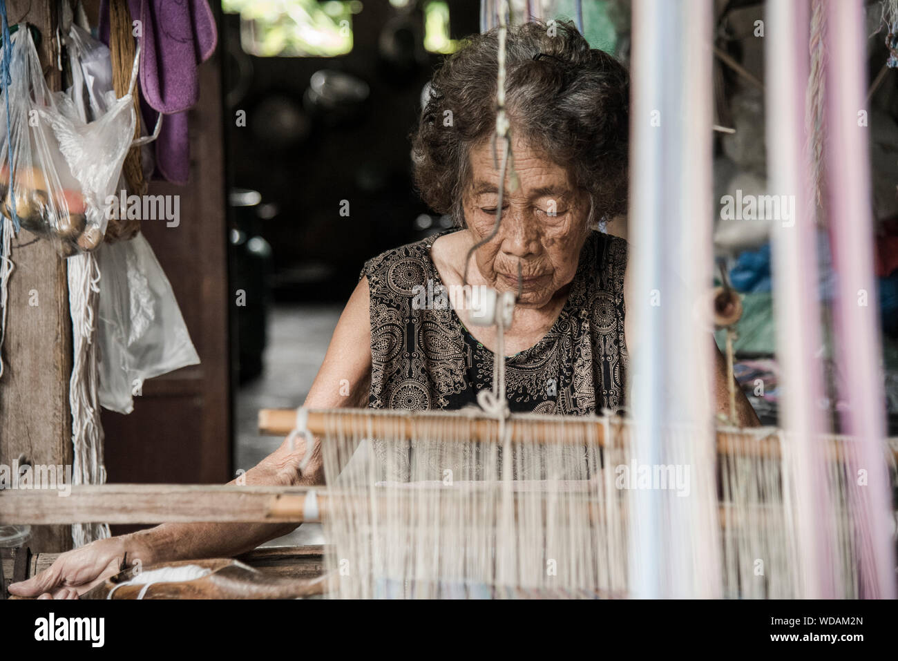 Indian woman factory hi-res stock photography and images - Alamy