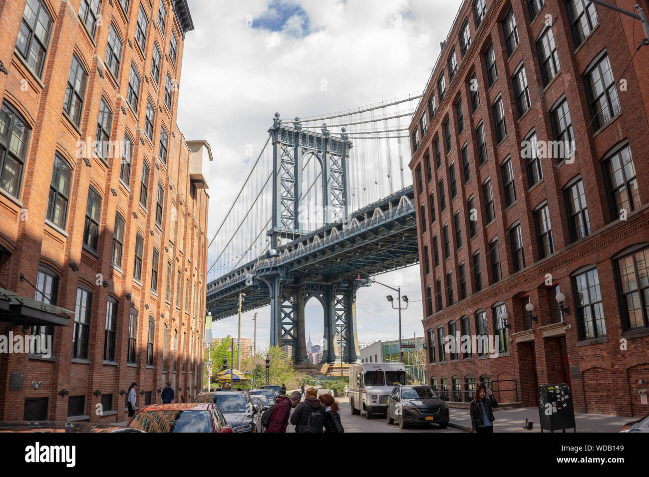 North state street bridge hi-res stock photography and images - Alamy