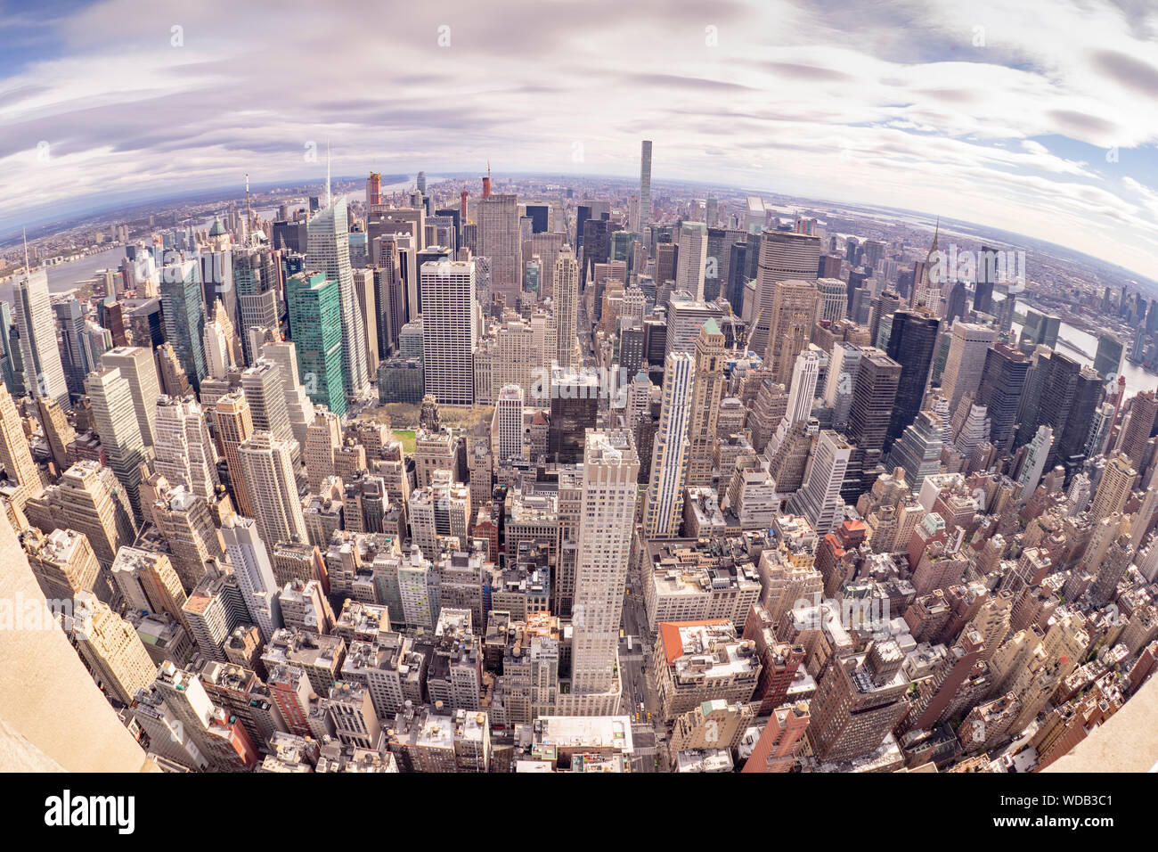 Distorted lens hi-res stock photography and images - Alamy